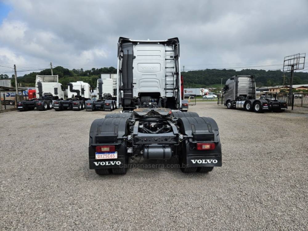 VOLVO - FH - 2020/2020 - Prata - Sob Consulta - Zen Caminhões